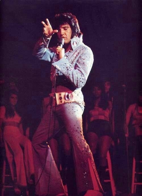 Elvis Presley: Rare Shots From the 1970s – Clever Journeys