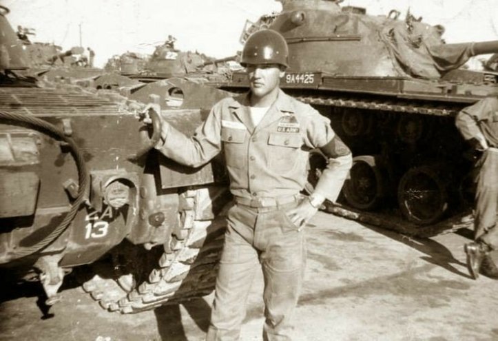 20 Rare Photos of Elvis Presley in the U.S. Army – Clever Journeys