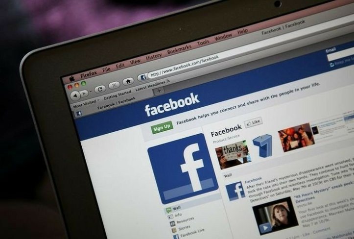 How to Download Your Facebook Data Before Closing Your Account – Clever ...