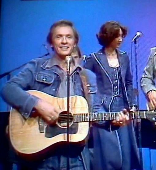 Mel Tillis Dreamed of Playing in Las Vegas Where Elvis Presley ...
