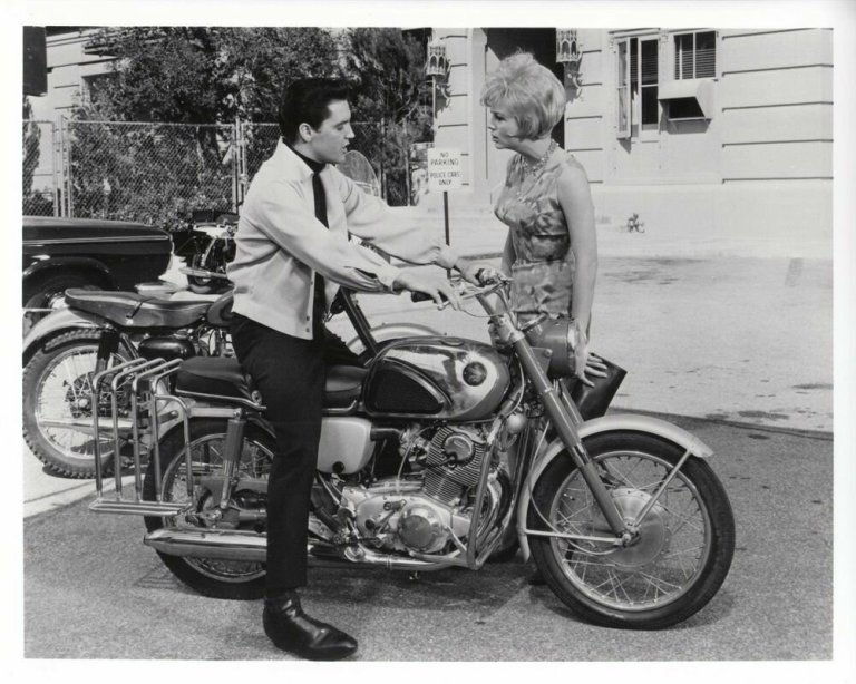 Elvis Presley, The Rockin’ Motorcycle King in Photos – Clever Journeys