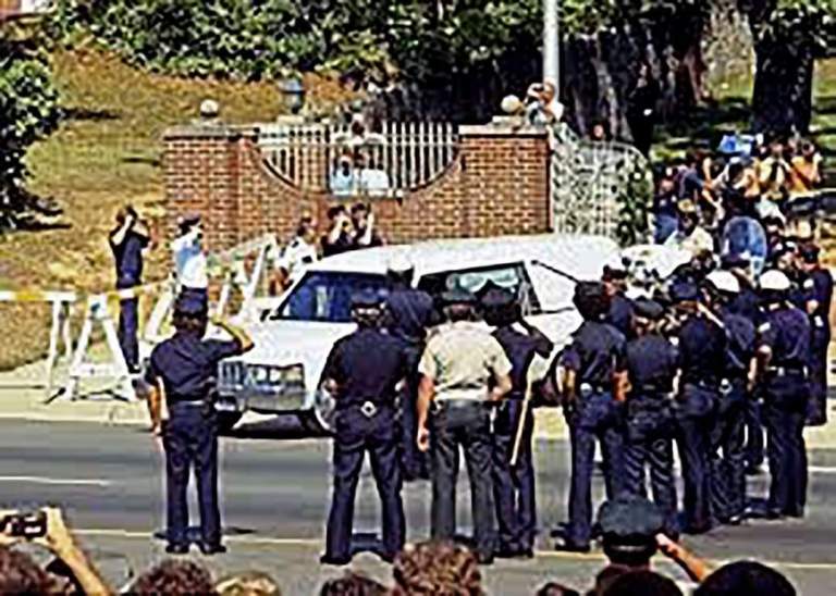 The Last Photos of Elvis Presley – Clever Journeys