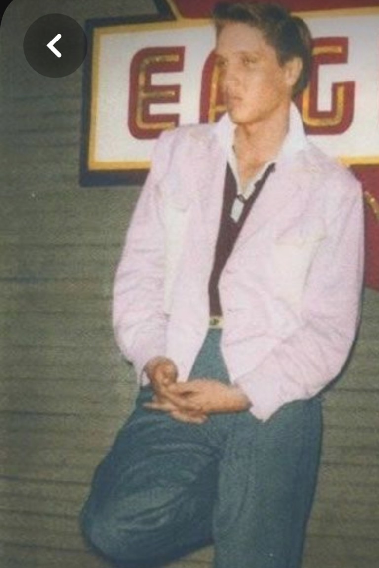 More Elvis Presley Photos You Likely Have Never Seen Before Now ...