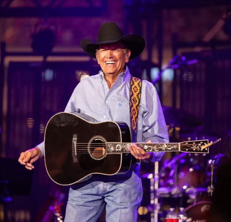 George Strait’s Historic Kyle Field Concert: The Set List – Clever Journeys