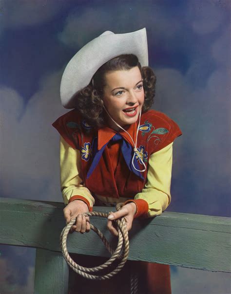 Dale Evans, with Roy Rogers, was an American Icon – Clever Journeys