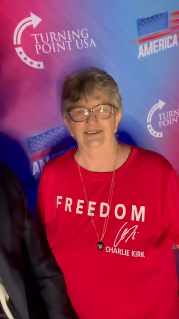 Michaela Ponce Finally Issued Apology After Belittling an Older Target Employee for the Shirt ...